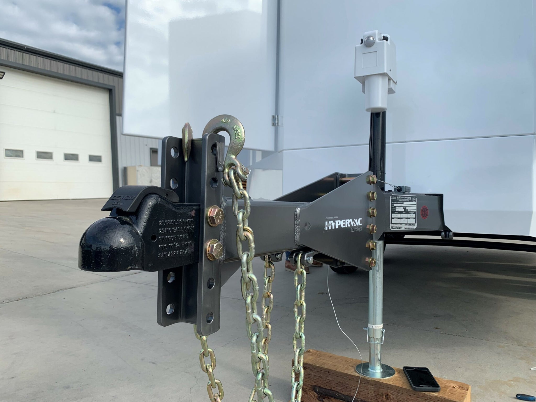 H2 V-Nose Air Duct Trailer 12′ & 14′ FT – Hypervac Technologies Store